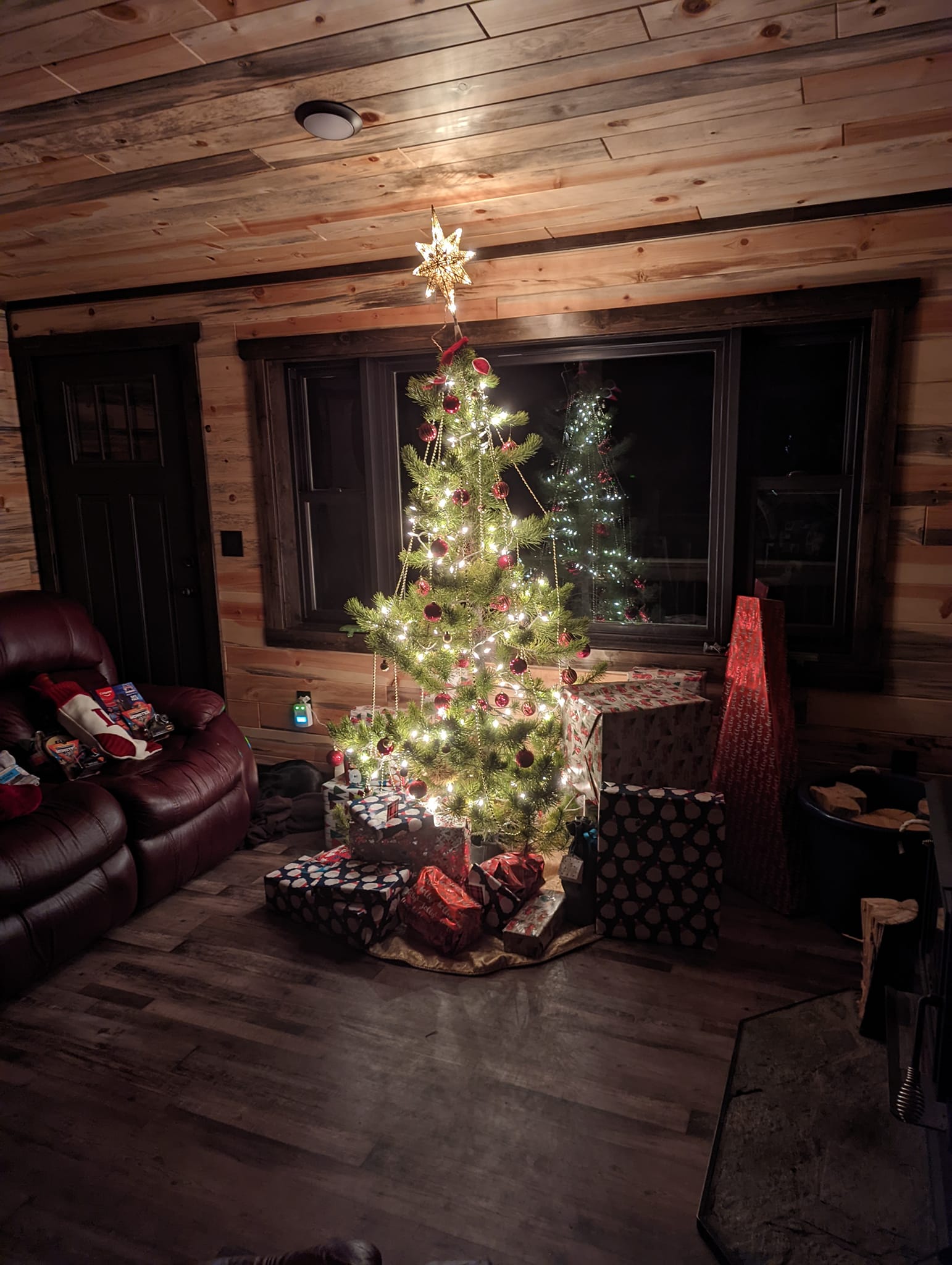 Christmas At The Cabin - Riverside Cabins